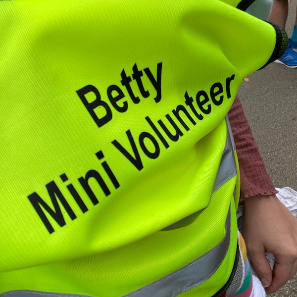 Personalized Child Hi Visibility Reflective Vest 3 Colors 3 Sizes ...