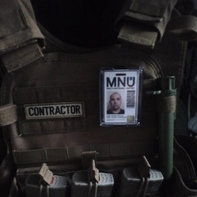 District 9 MNU Badge multi-national United District 9 Movie 2009 - Etsy