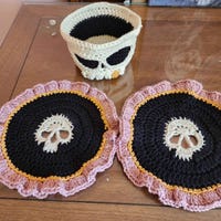 Brainy Skull Coaster Set Crochet Pattern: Halloween Decor, Crochet ...