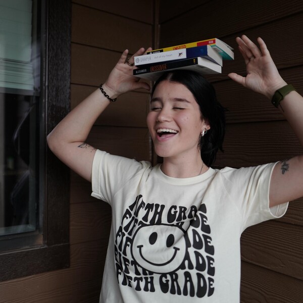 Retro Bigfoot Shirt, Sasquatch Shirt, Bigfoot T Shirt, Hiking Shirt ...