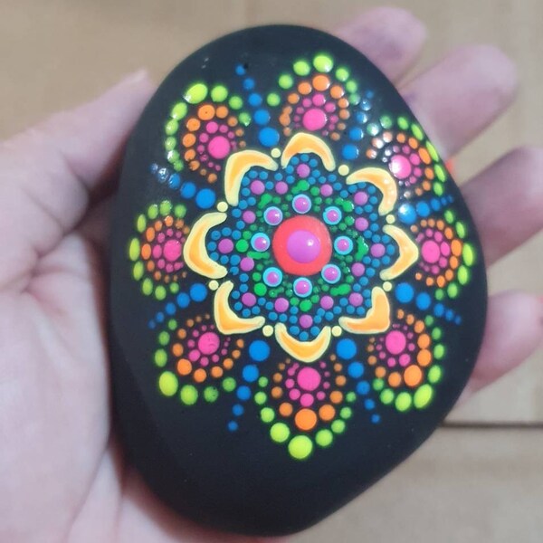 STONE Silicone Mold - 6 Cavity Stone Shaped Silicone Mold for Gypsum ...