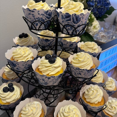 New Eucalyptus With Gold Foil Accents Wrappers , Rustic Cupcake ...