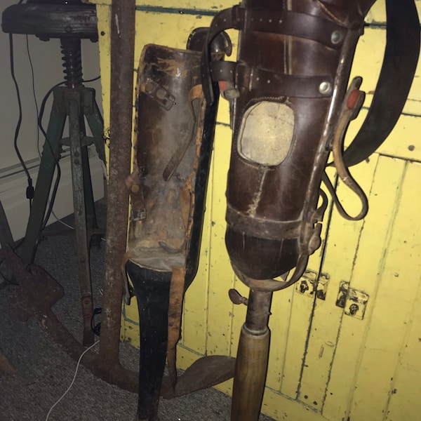 Rare Wheelchair Use LAK Pretender Prosthetic Leg Movie Prop Theatre ...