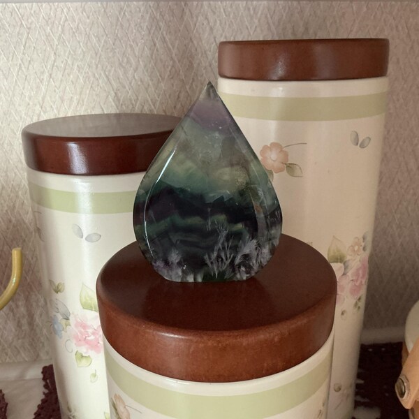 Labrador Dog Shaped Crystal Carvings | Dog Crystals | Crystal Animals ...