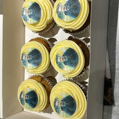 30 Personalised Edible Rice Paper Cupcake Toppers / Birthdays Pre Cut ...