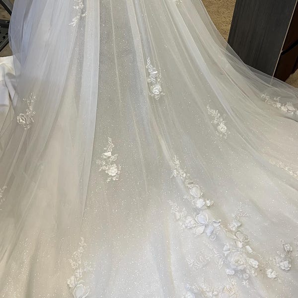 Gold Tulle Fabric, Tulle With Mesh Pattern.flocking and Intense Gold ...