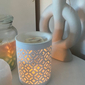 A Diamond Cut, Glass, Reed Diffuser, Gift Boxed, 170ml, Highly ...