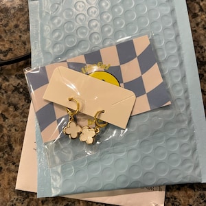 Preppy Clover Necklace - Etsy