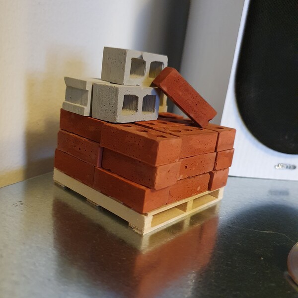 Miniature Pallet - Premium Quality - Perfect for Dioramas, Gifts for ...