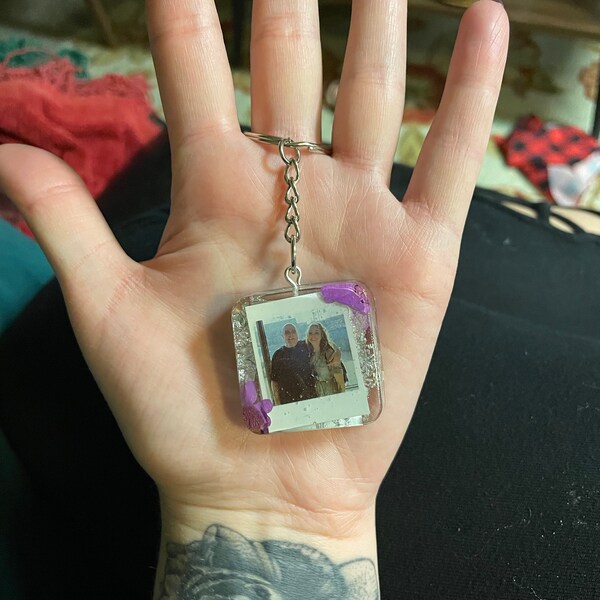 Resin Photo Keychain With Flowers | Photo Keychain | Resin Keychain ...