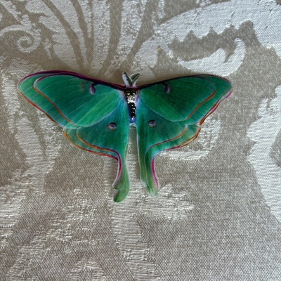 Silk Luna Moth Hair Clips With 3d Double-layer Wings Hair Accessories ...