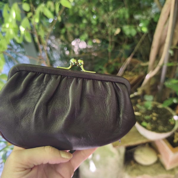 Large Retro Coin Purse With Gold Click-clack Clasp - Vintage Genuine ...