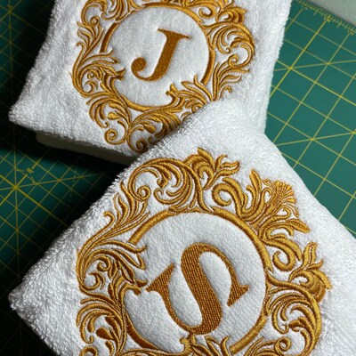 Vintage Baroque Frame for Monogram / Baroque Monogram Frame Machine ...