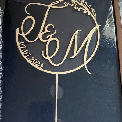 Personalized Wedding Cake Topper With Heart, Custom Couples Script Cake ...