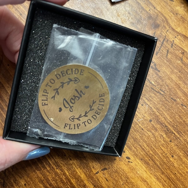 Personalized Couple Decision Coin - Mom and Dad Flip Coin - Who's Turn ...