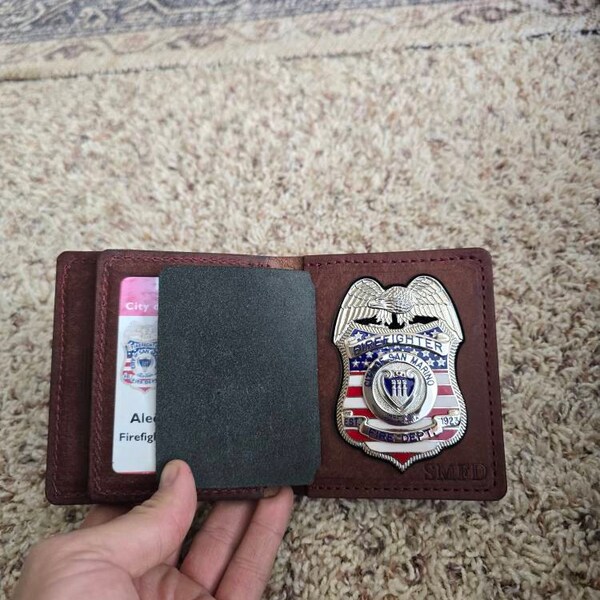 The 3-pocket Centrefold | Custom Police Badge Wallet - Etsy