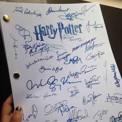 Harry Potter and the Deathly Hallows Part 2 Script Signed Movie Script ...