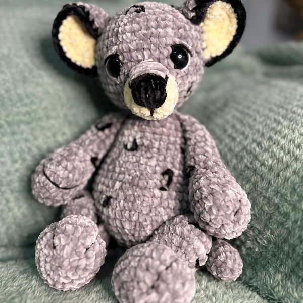 Cleo the Cheetah & Suki the Snow Leopard 2 in 1 Low Sew Crochet Pattern ...