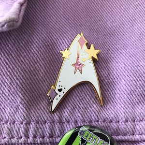 Pink Xenomorph Alien Vinyl Sticker - Etsy