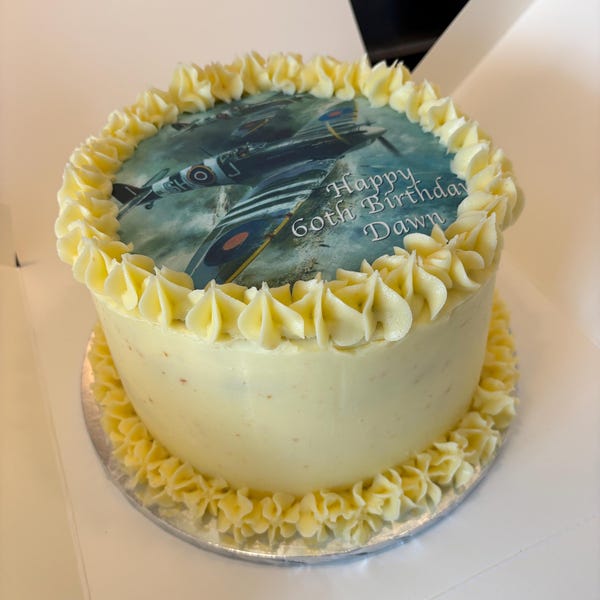 Personalised Vintage Spitfire Plane WW2 7.5inch Circle Edible Icing ...