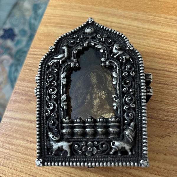 Gandhanra Antique Tibetan Buddhist Amulet,triratna,mani Jewel/wish ...