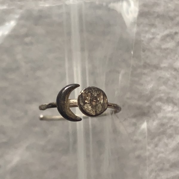 Moon Phases Conch Hoop, Celestial Conch Piercing 14 Gauge, Conch Hoop ...