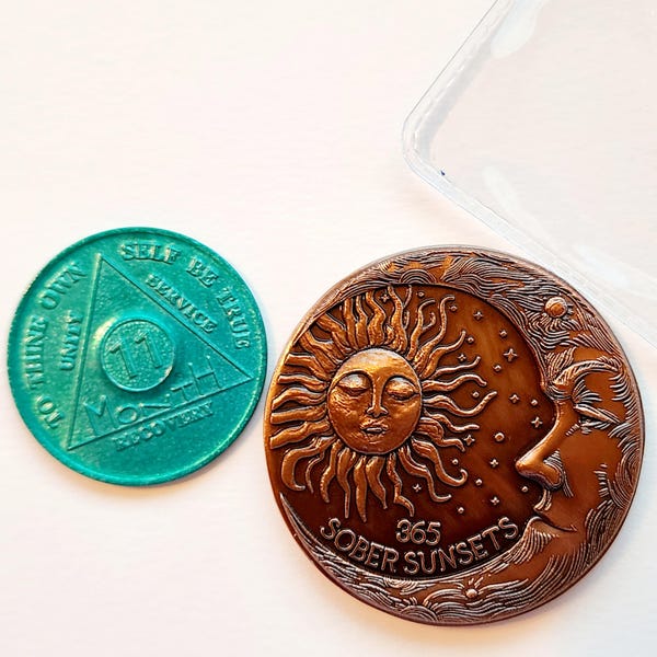1 Year Sober AA Chip – Alcoholics Anonymous Sobriety Coin Recovery ...