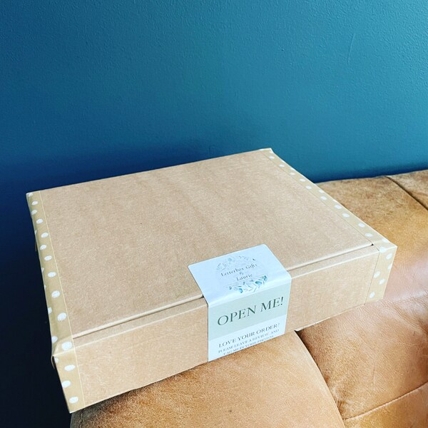 Personalised Box Seal Stickers - Logo Parcel Box Seals - Parcel Labels ...