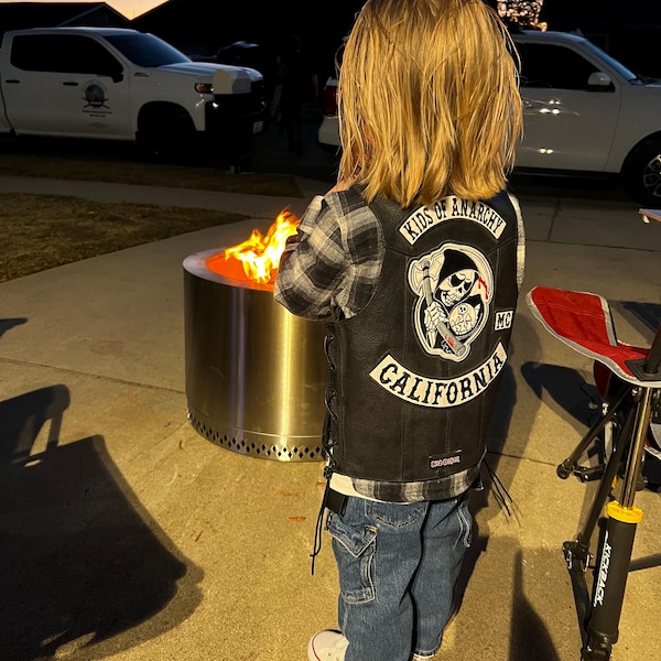 KIDS OF ANARCHY Leather Vest Includes Patch Set. Sons of Anarchy Fan ...