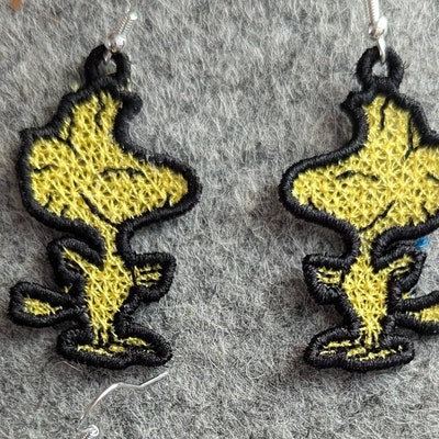 Lightning Bolt Ribbon Freestanding Lace Machine Embroidery Design ...