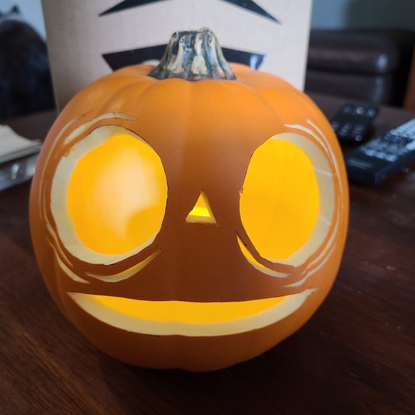 Lil Boo - HHN Pumpkin Replica - Etsy