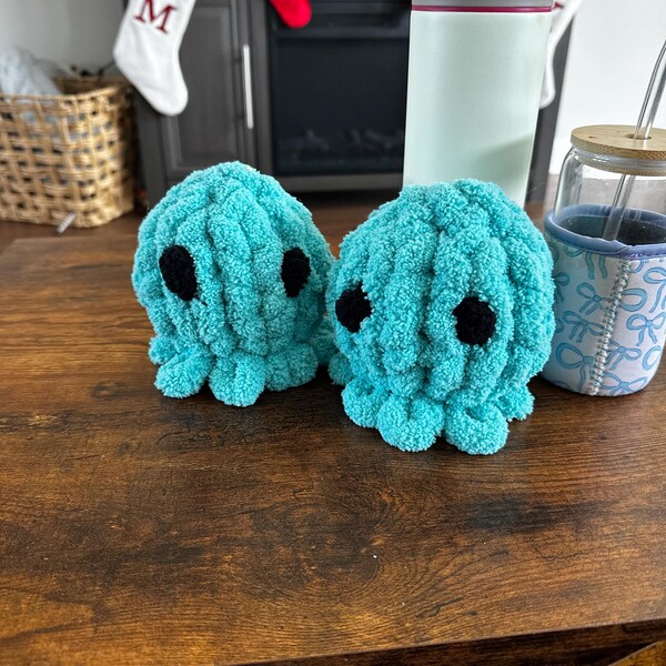 Hand Knit Octopus Video Tutorial/pattern, Learn How to Finger Knit ...