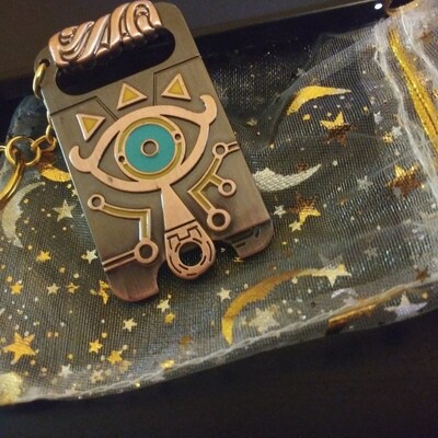 Sheikah Tablet, Breath of the Wild Sheikah Tablet Keychain, Sheikah ...
