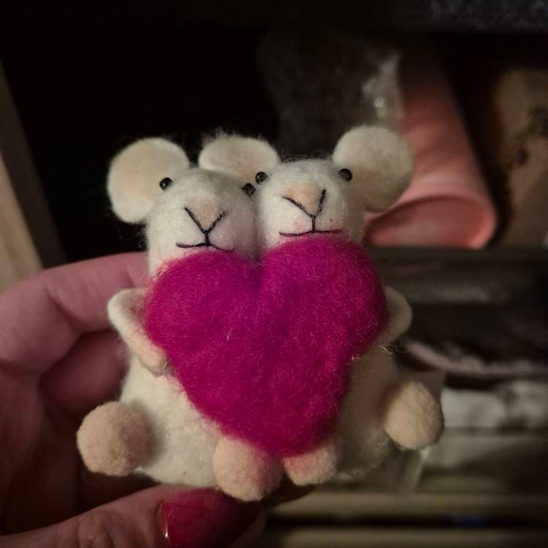 Handmade Felt Wedding Couple Mice Wedding Gift - Etsy