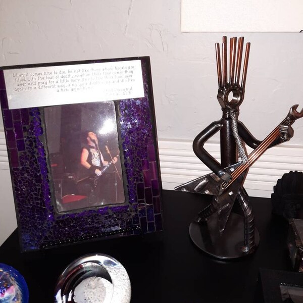 Wayne Static Metal Sculpture Static X Welded Art Guitar Etsy
