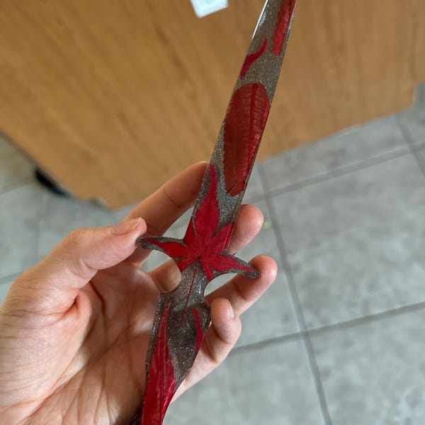 Custom Decorative Dried Pressed Flowers or Flower Petal Floral Dagger ...