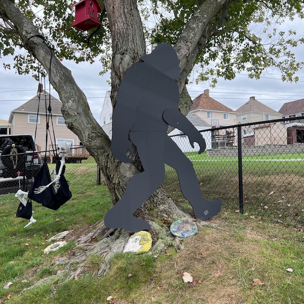 Giant 7 Ft All-weather Bigfoot Yard Display Durable PVC Outdoor Garden ...