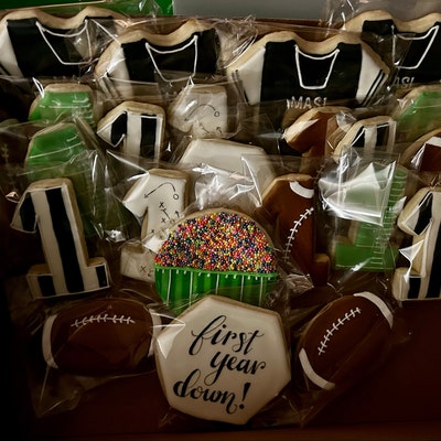 NFL & Football Cookies Personalized for Your Team - Etsy