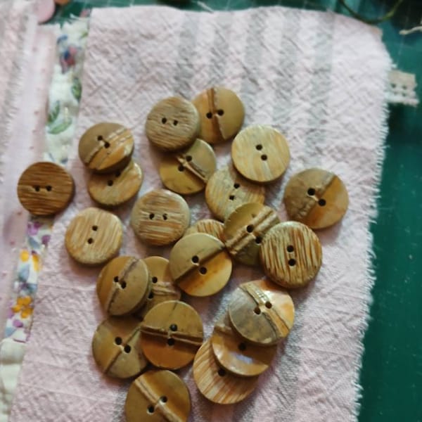 Textured Bamboo Wood Buttons 20MM 32L 13/16" Natural 2 Hole Sew-on ...