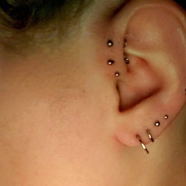 18g Forward Helix, 18g, 2mm 3mm 4mm Balls, Labret Studs, 6mm Flat Back ...