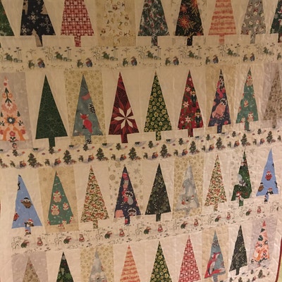 Santa in the Trees Quilt Pattern PDF - Etsy