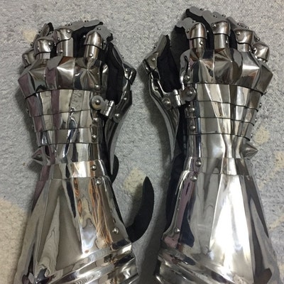 Combat Gauntlets Gothic Style SCA LARP Gothic Armor Fantasy Gauntlets ...