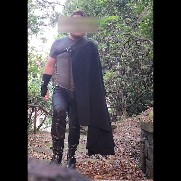 Leather Surcoat for Women, Larp, Medieval, Knight, Ranger - Etsy