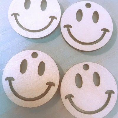 Smiley Face Keychain SVG Smiley Bag Tag SVG Retro Keychain Smile Key ...