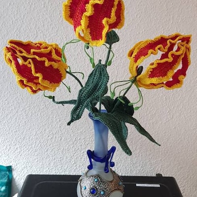 Crochet Polka Dot Begonia Plant Pattern Photo Tutorial Crochet Plant ...