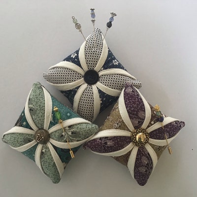 3 Pink and Gold Glass Counting Pins for Cross Stitch, Pink Stick Pins ...