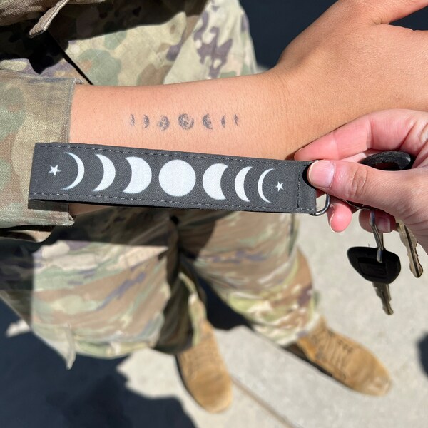 Moon Keychain Wristlet | Moon Phase Key Fob | Witchy Things | Moon ...