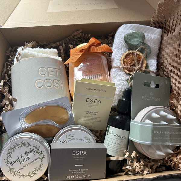 Bride-to-be Spa Gift Set - Sage Green Luxury Goodies for Relaxation ...