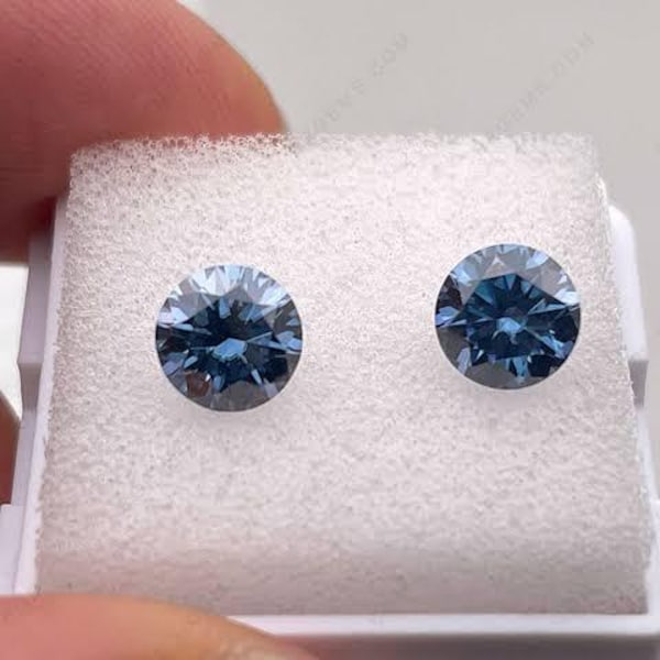 Round Cut Alexandrite Lab Grown Faceted Loose Gemstone Color Changing ...