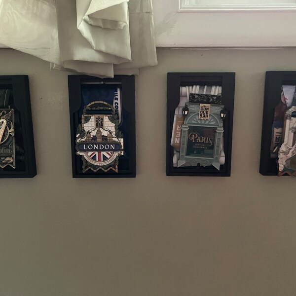 Medal Display Frame | Conqueror Challenge Medals | Wall Display for ...